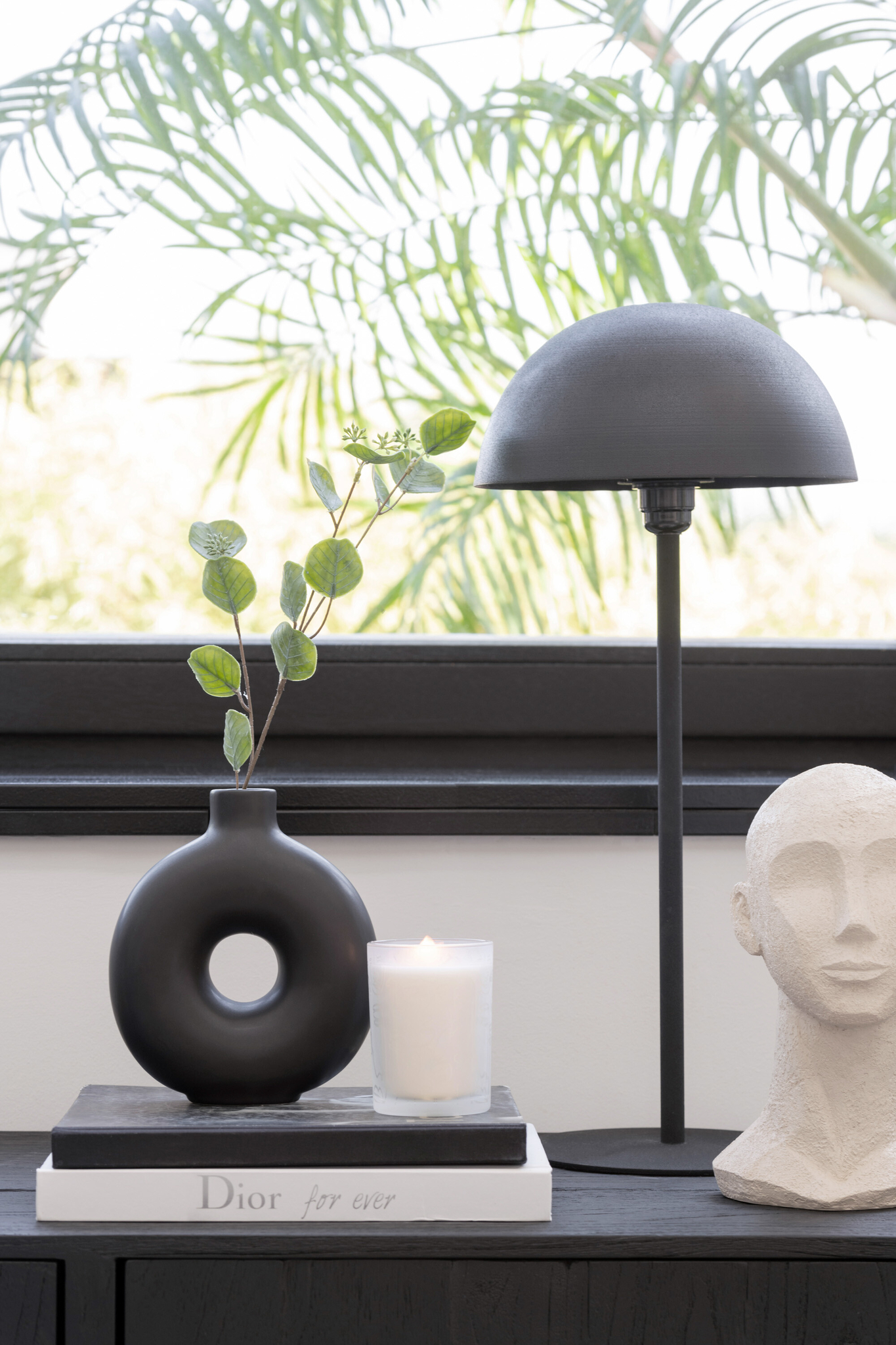 Lampe de table moderne noire avec abat-jour sphérique Jolipa Mushroom ...